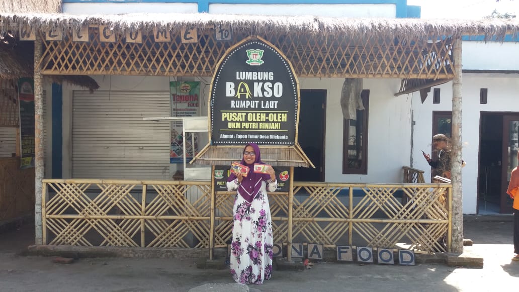 Kisah Sukses Hajjah Zaenab Bersama Koperasi Wanita Putri Rinjani Lombok ...